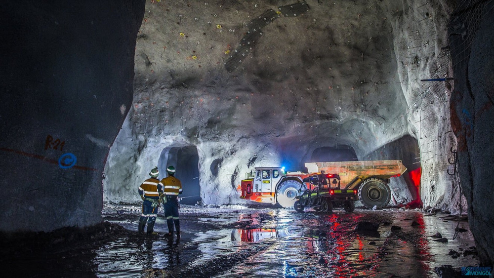 Оюу толгой ХХК гүний уурхайн Панел 1 хэсгийн бүтээн байгуулалтаа зогсоолоо